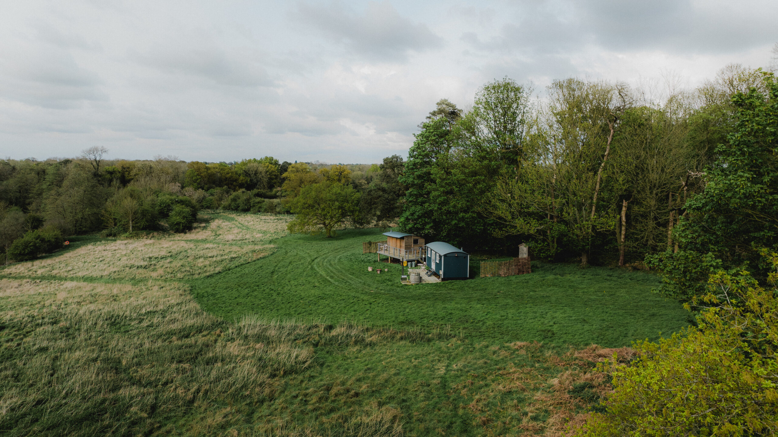 Cowslip shepherds hut - Wild With Nature